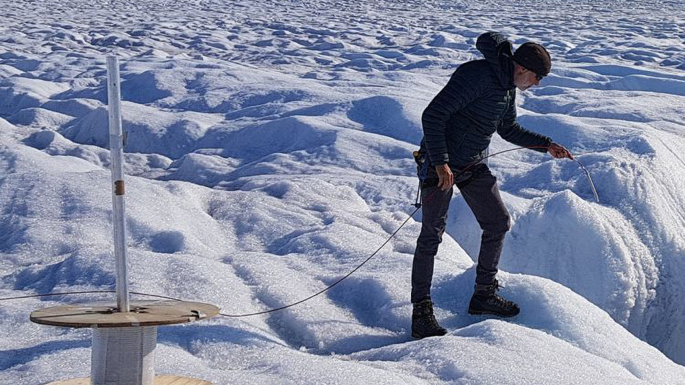 The challenge of FTTH aerial cable installation in extreme weather ...